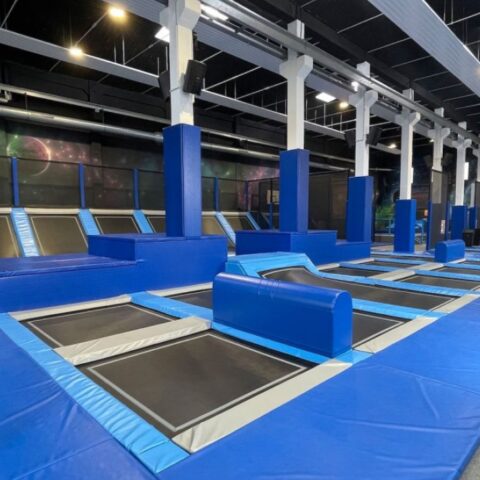 Jumpin: Voll-, Teilzeit und MiniJobber (w/m/d) - ALTES EISWERK